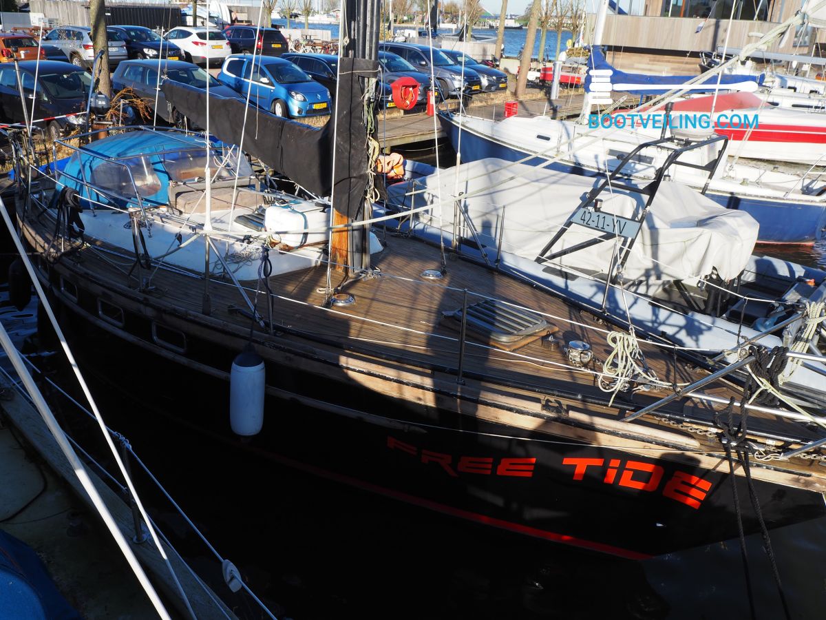 Phantom - 34 - Voilier à vendre - Bootveiling.com