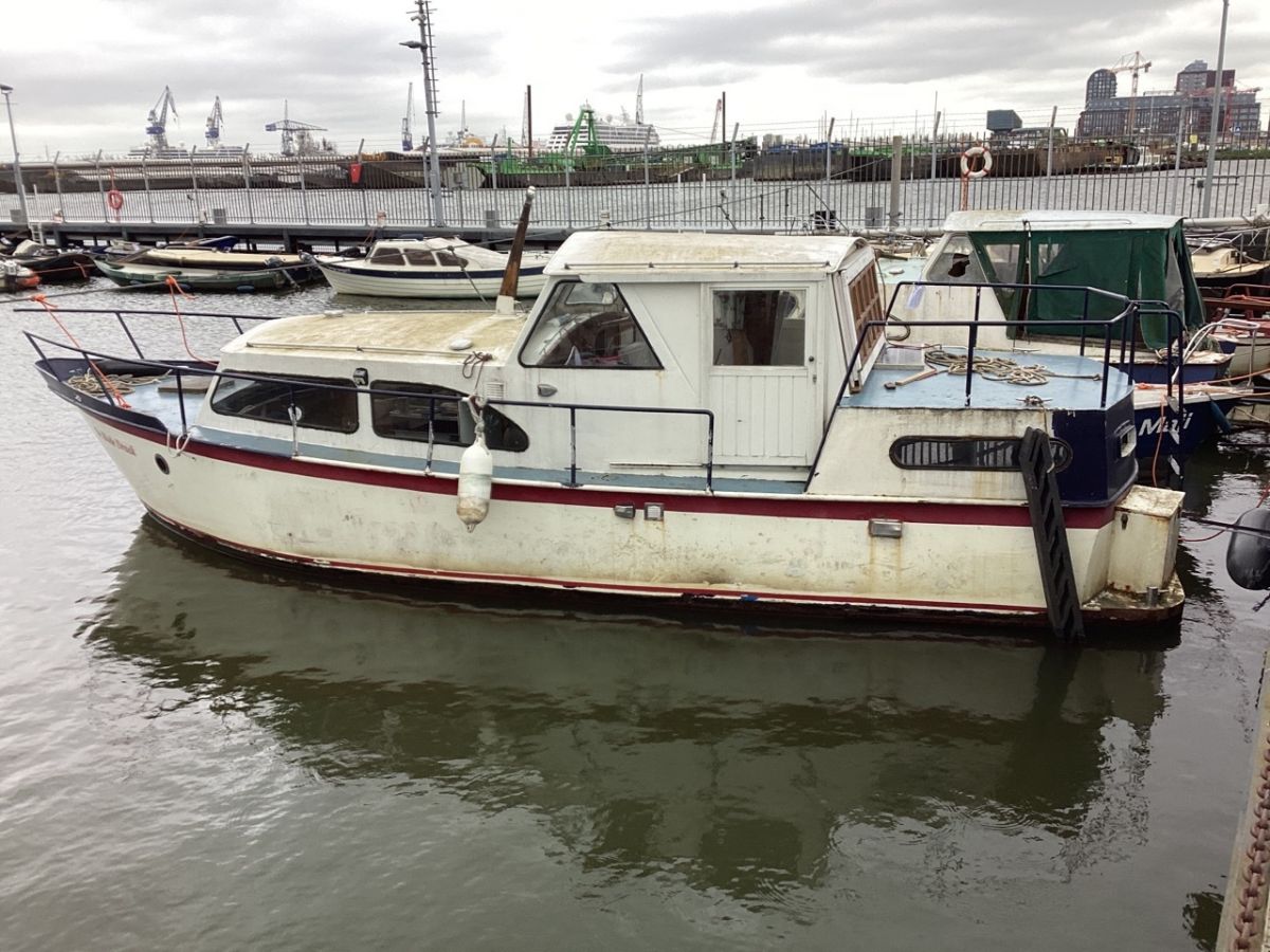 Kajuitboot - 750 - Motorcasco te koop - Bootveiling.com