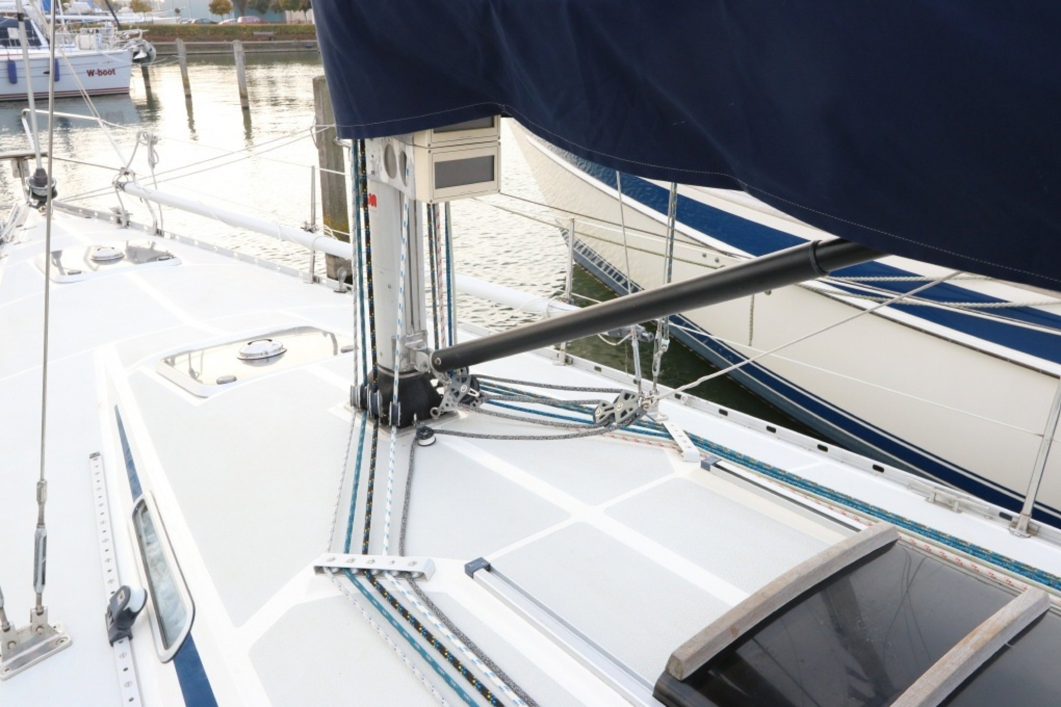 Dynamic - 4000 - 1988 - € 56.000 te koop | Schepenkring Yachtbrokers