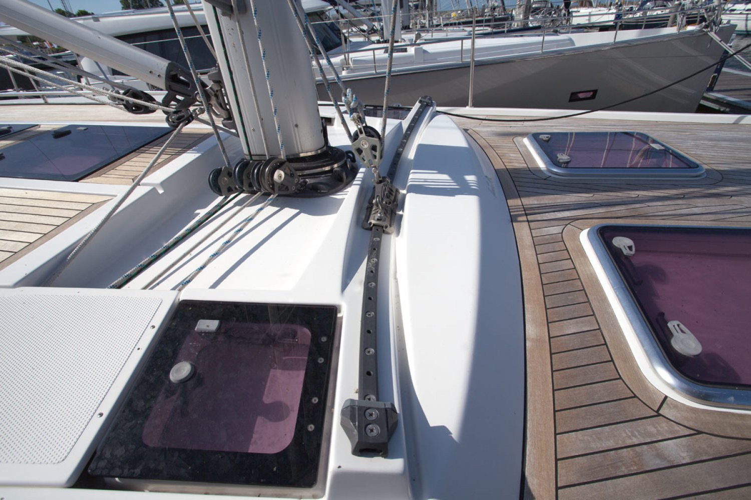 Hanse 470 (launch 2011) sailboat for sale | White Whale Yachtbrokers