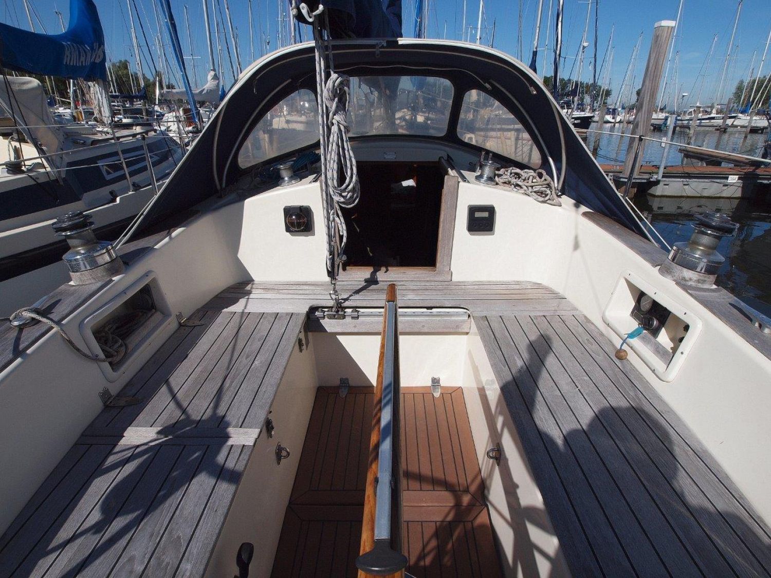 Hallberg Rassy 29 sailboat for sale | White Whale Yachtbrokers