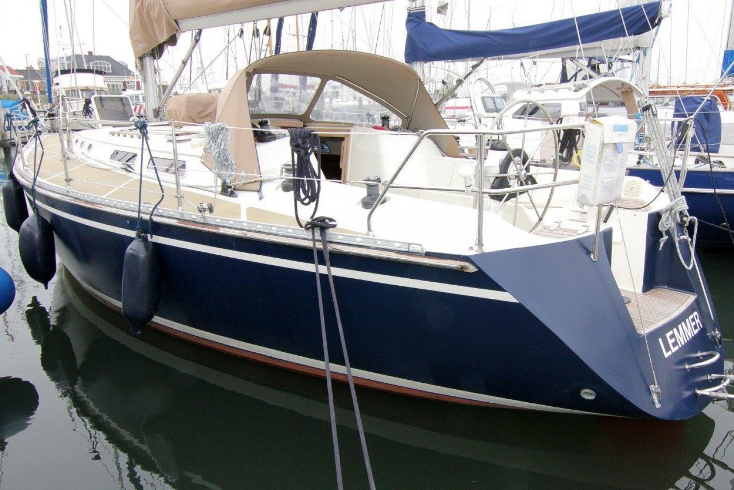 Hanse 401 zeilboot te koop | White Whale Yachtbrokers