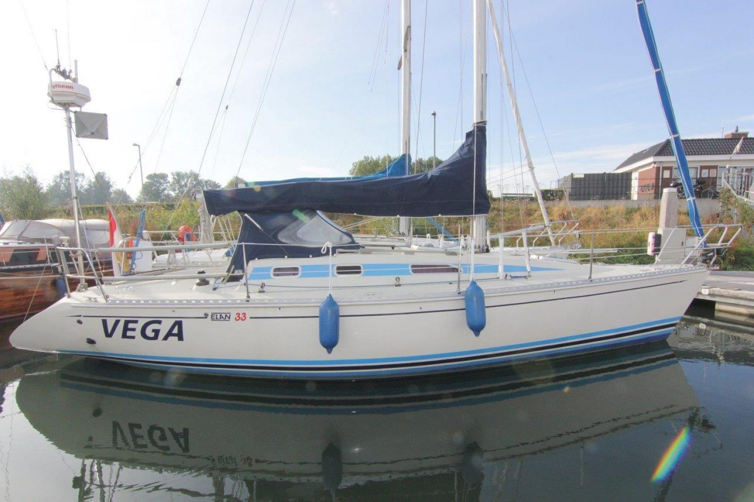 Elan 33 zeilboot | White Whale Yachtbrokers