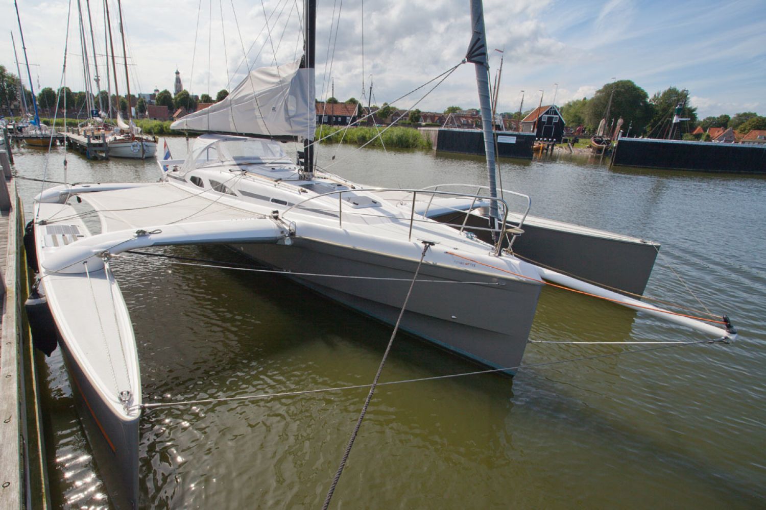 Dragonfly 35 Ultimate Segelboot zu verkaufen | White Whale Yachtbrokers