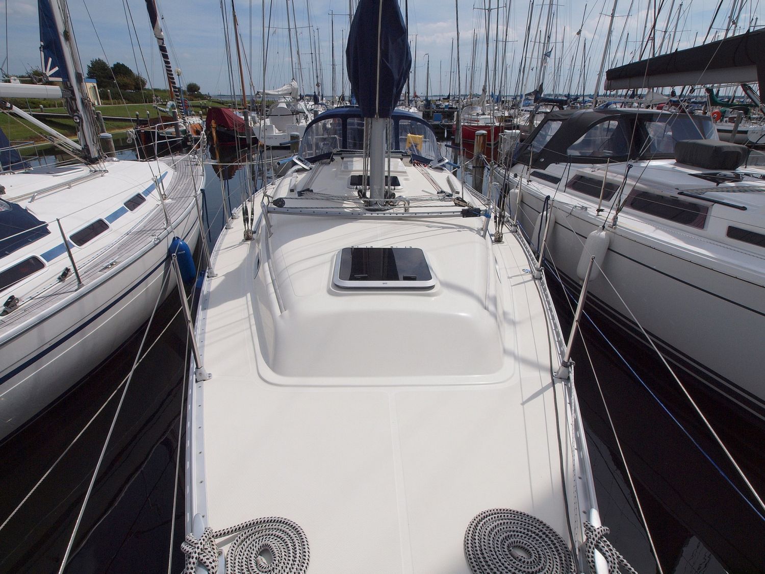 Hanse 341 sailboat for sale | White Whale Yachtbrokers