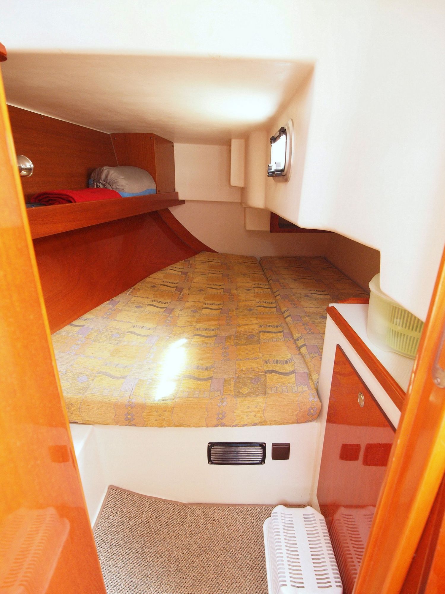 Hanse 341 sailboat for sale | White Whale Yachtbrokers