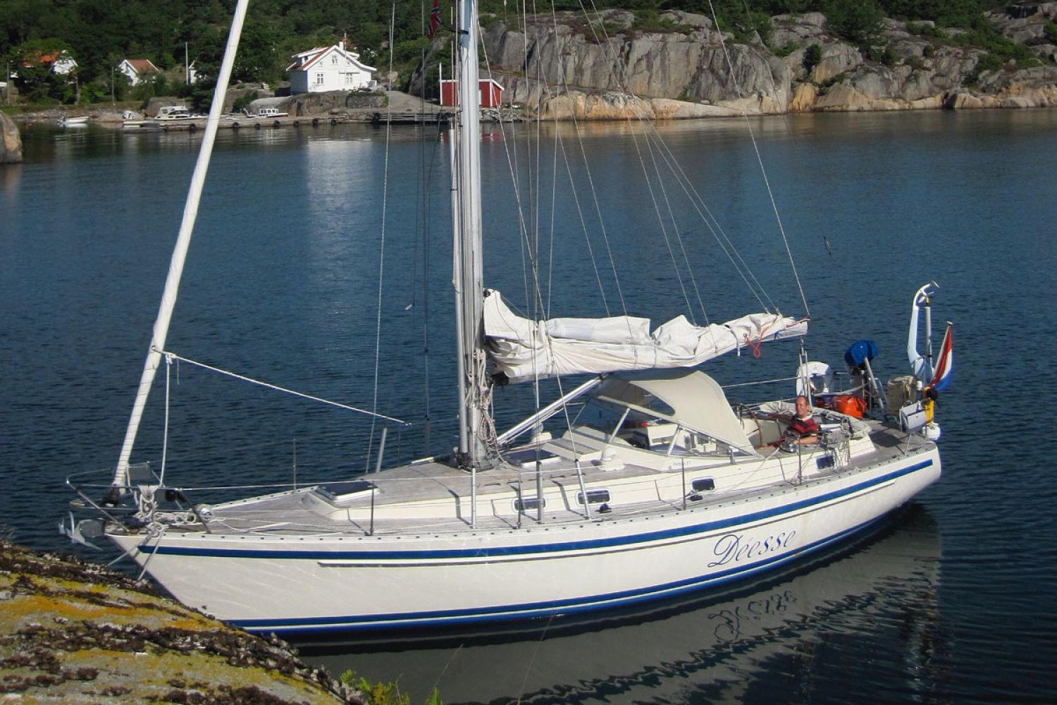 FORGUS 37 Segelboot zu verkaufen | White Whale Yachtbrokers