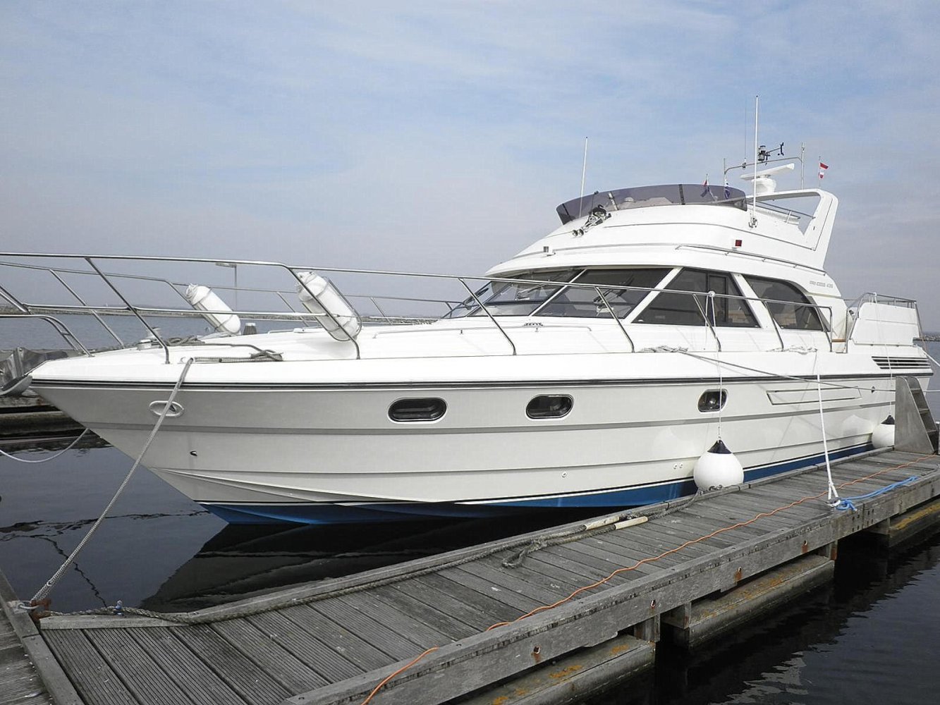 Princess 435 Flybridge motoryacht