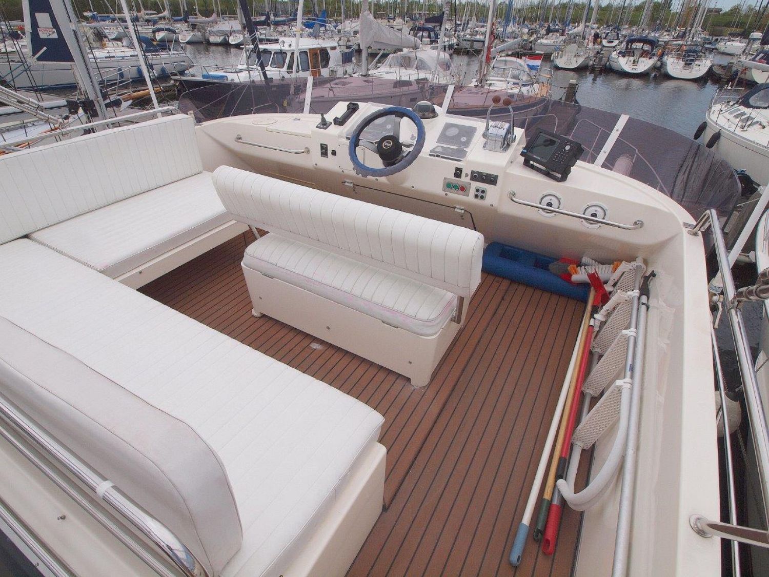 Princess 435 Flybridge motoryacht