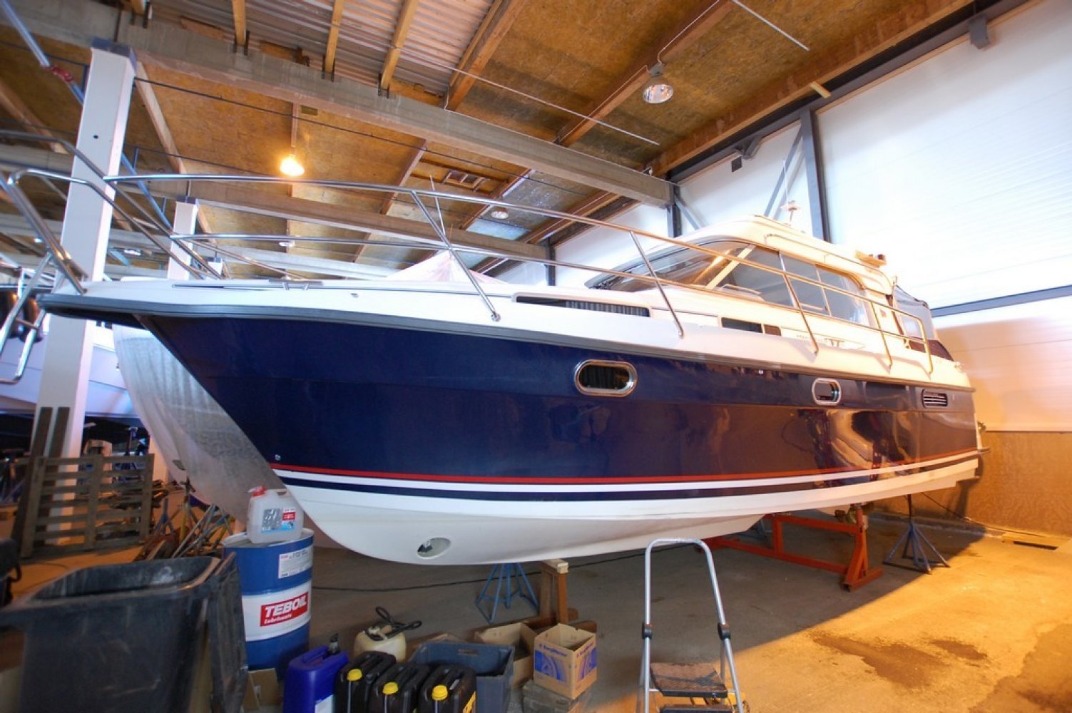 Nimbus 320 Coupe New Engine motorboot te koop | White Whale Yachtbrokers