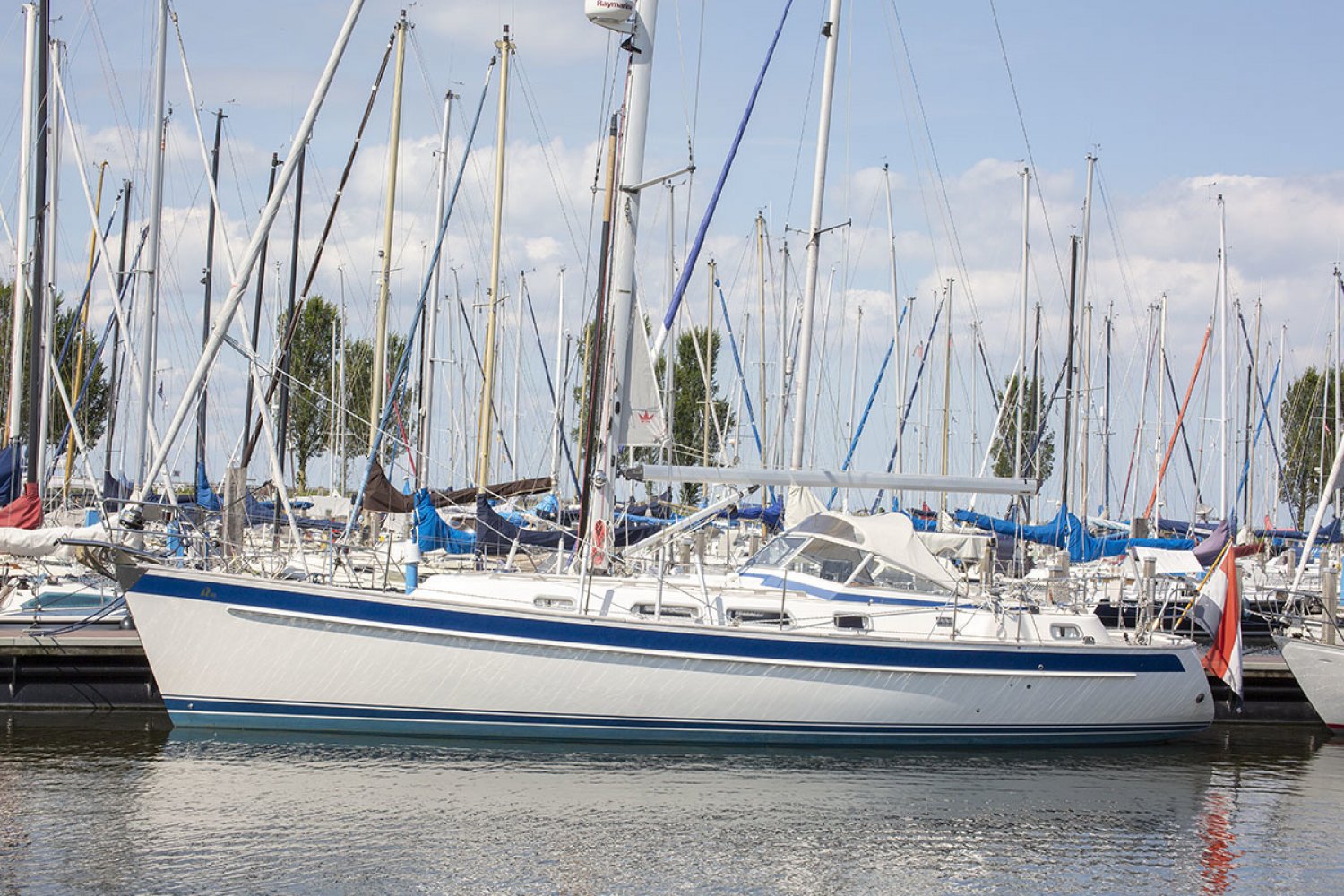 Hallberg-Rassy 40 zeilboot te koop | White Whale Yachtbrokers