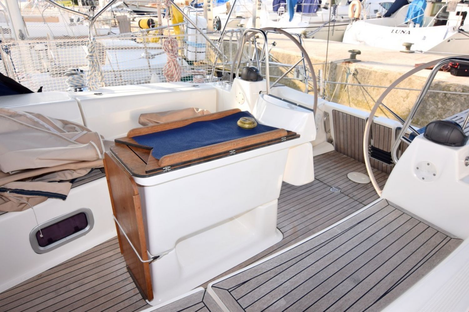 Bavaria 40 Cruiser sailboat for sale | White Whale Yachtbrokers