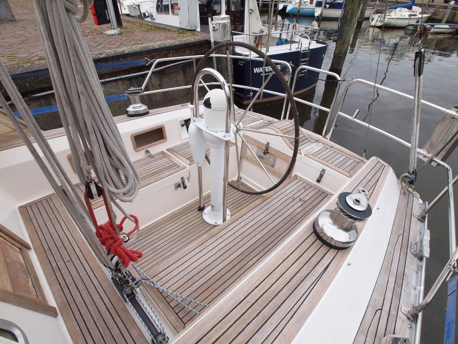 Comfortina 38 sailboat for sale | White Whale Yachtbrokers