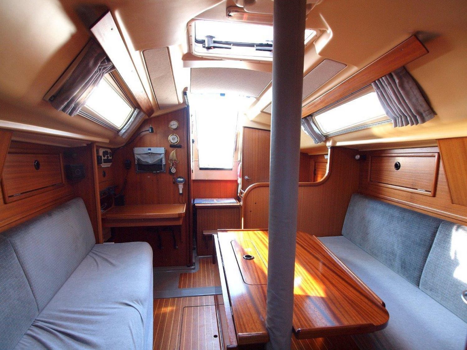 Dehler 31 Top sailboat for sale | White Whale Yachtbrokers