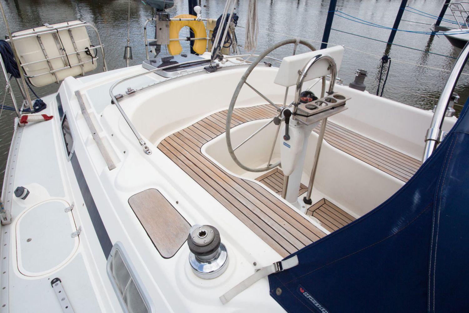 Moody 35 sailboat for sale | White Whale Yachtbrokers