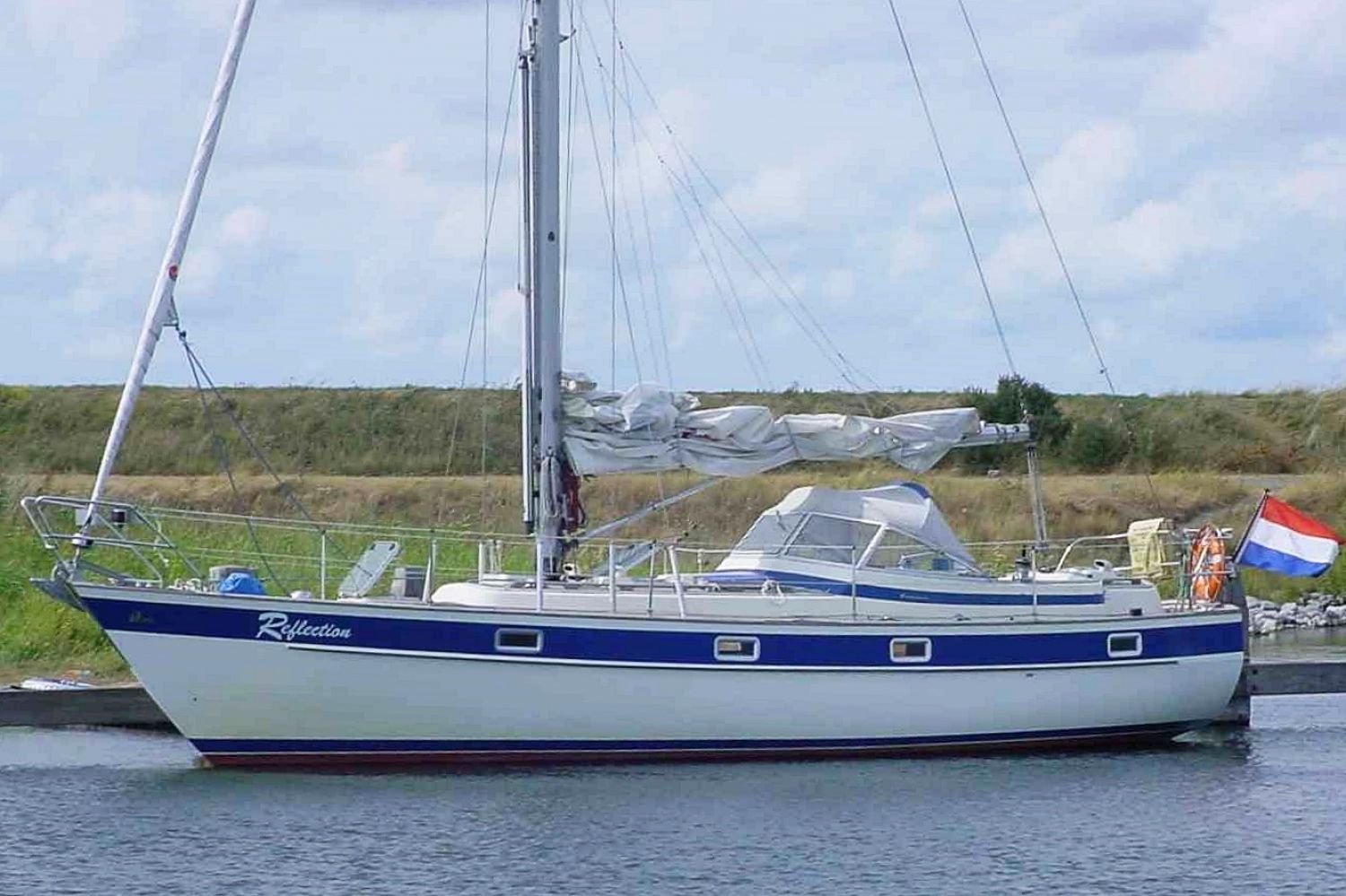 Hallberg Rassy 352 Scandinavia sailboat for sale | White Whale Yachtbrokers