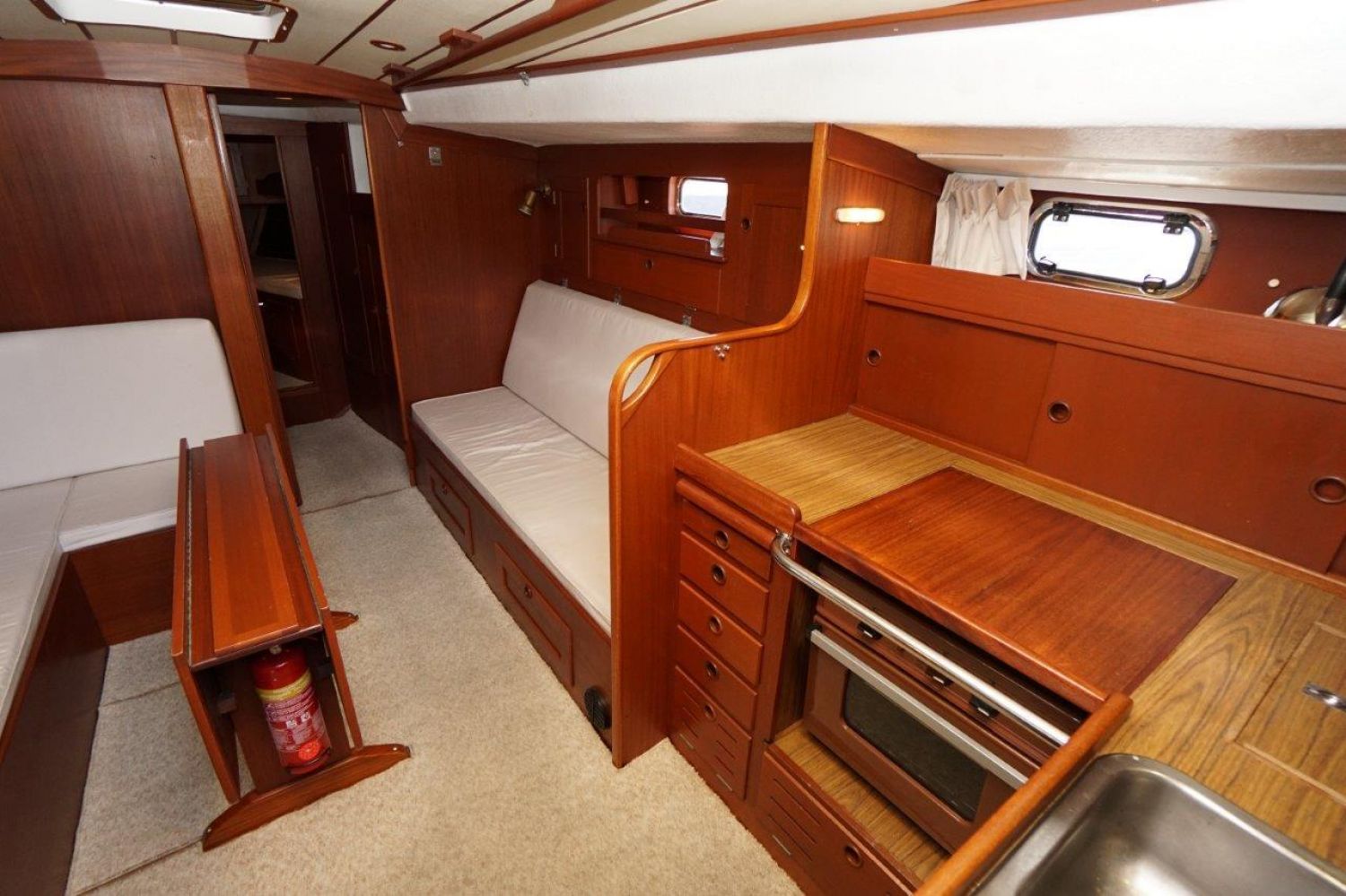 Hallberg Rassy 38 sailboat for sale | White Whale Yachtbrokers