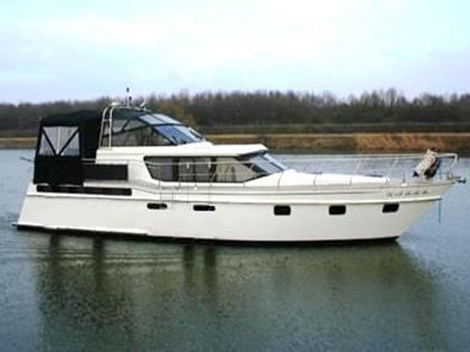 Bendie 51 Superieur Cabrio motorboot | White Whale Yachtbrokers