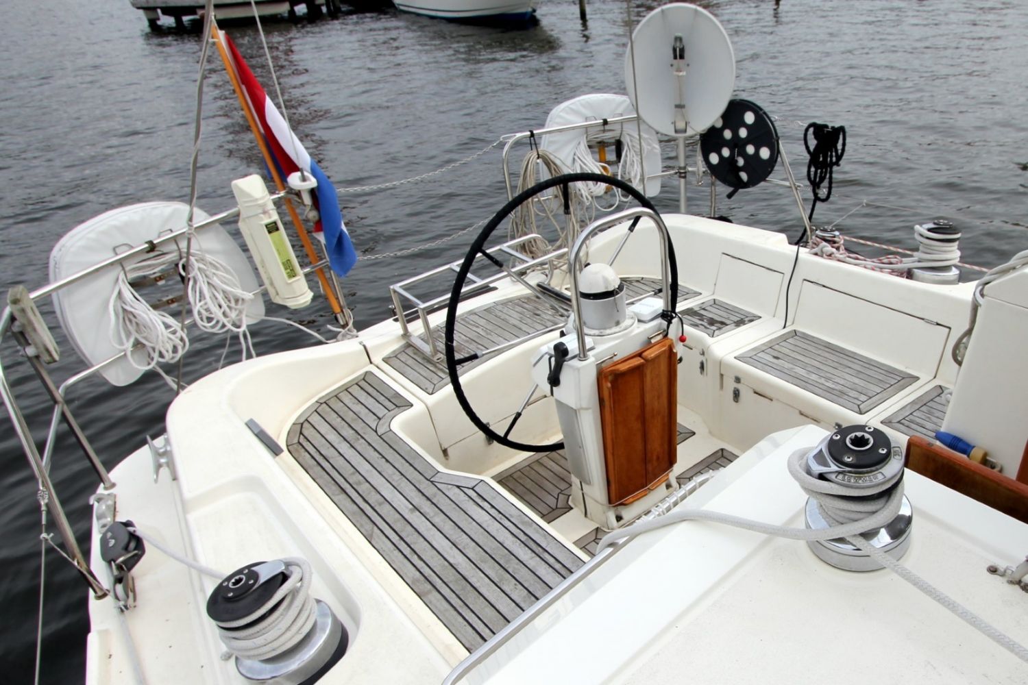Moody ECLIPSE 43 Segelboot zu verkaufen | White Whale Yachtbrokers