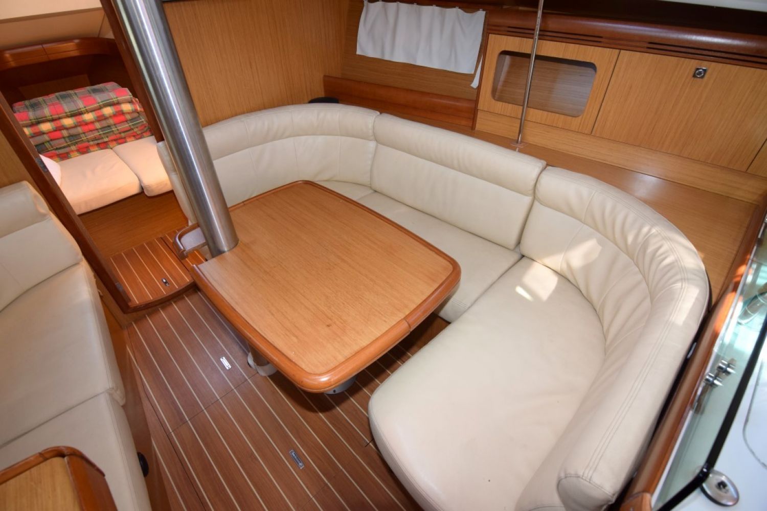 Jeanneau Sun Odyssey 36i sailboat for sale | White Whale Yachtbrokers