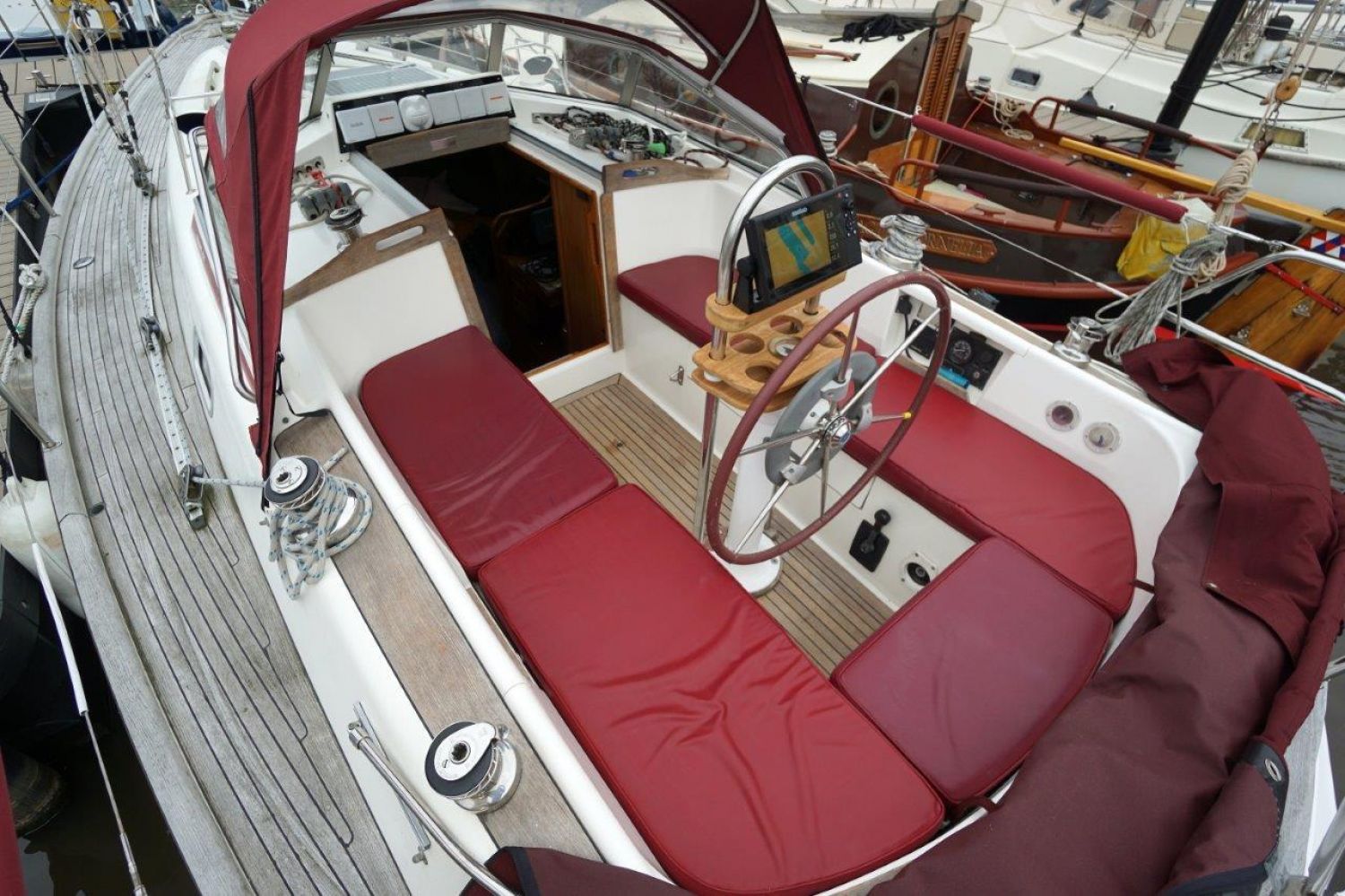 Najad 331 sailboat for sale | White Whale Yachtbrokers