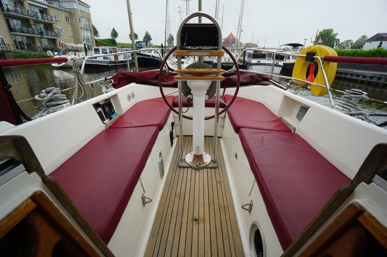 Najad 331 sailboat for sale | White Whale Yachtbrokers