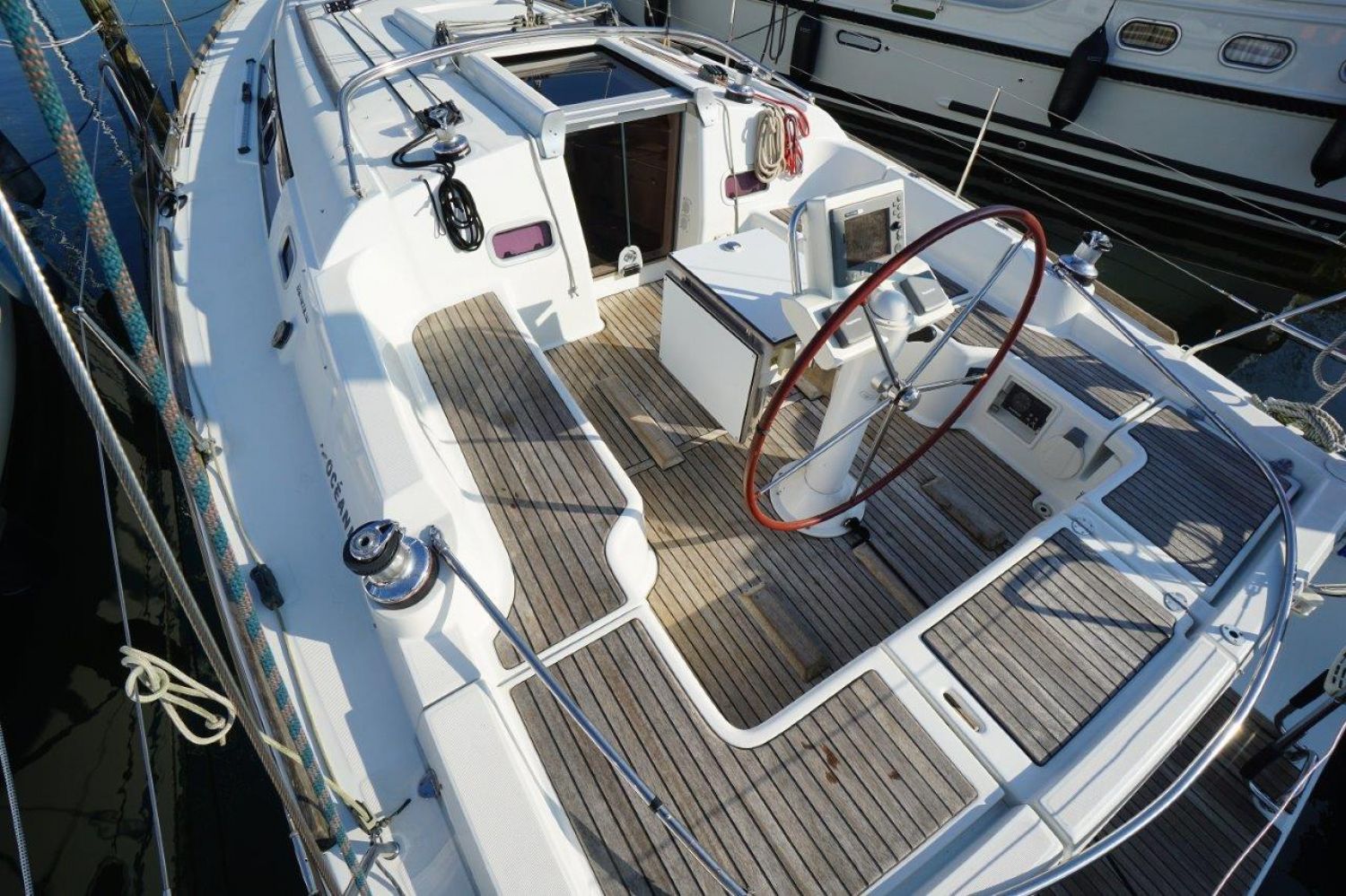 Beneteau Oceanis 37 Sold | White Whale Yachtbrokers