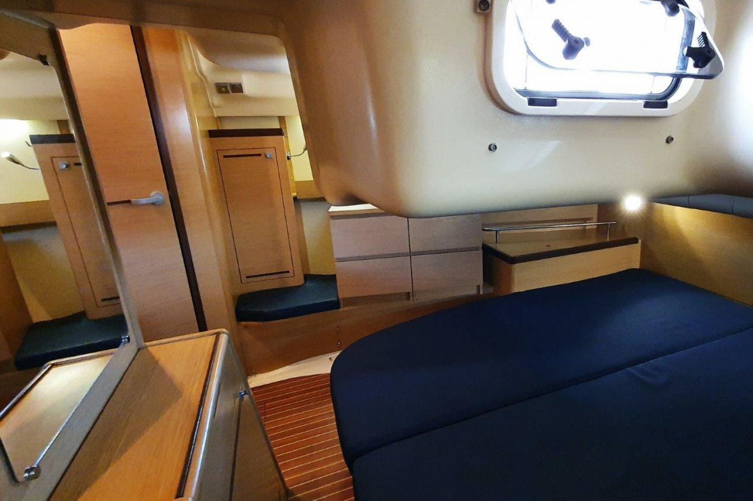 Elan Impression 444 zeilboot | White Whale Yachtbrokers