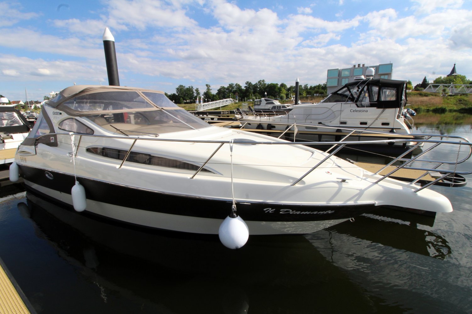 Gobbi 375 SC motorboat for sale | White Whale Yachtbrokers