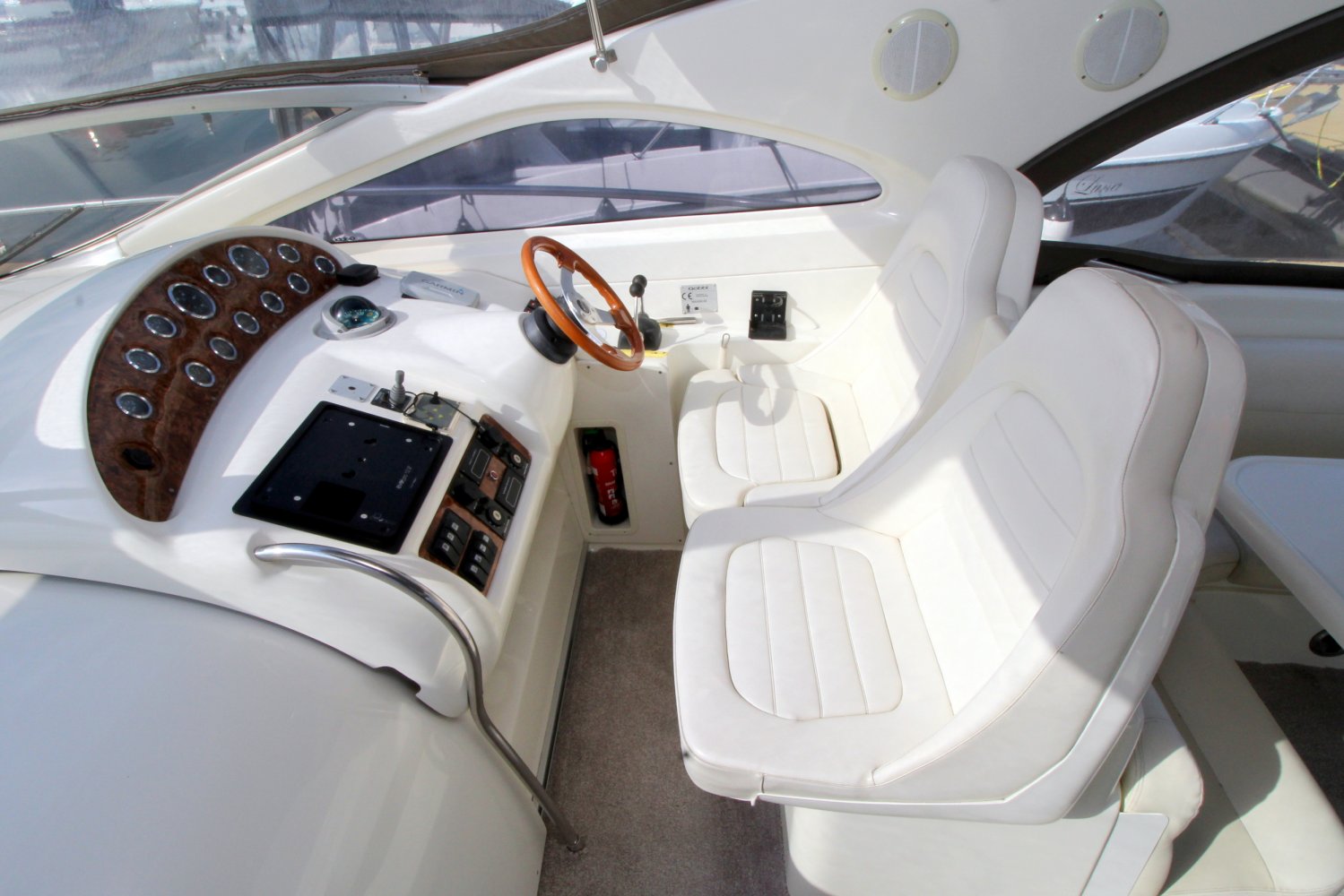 Gobbi 375 SC motorboat for sale | White Whale Yachtbrokers