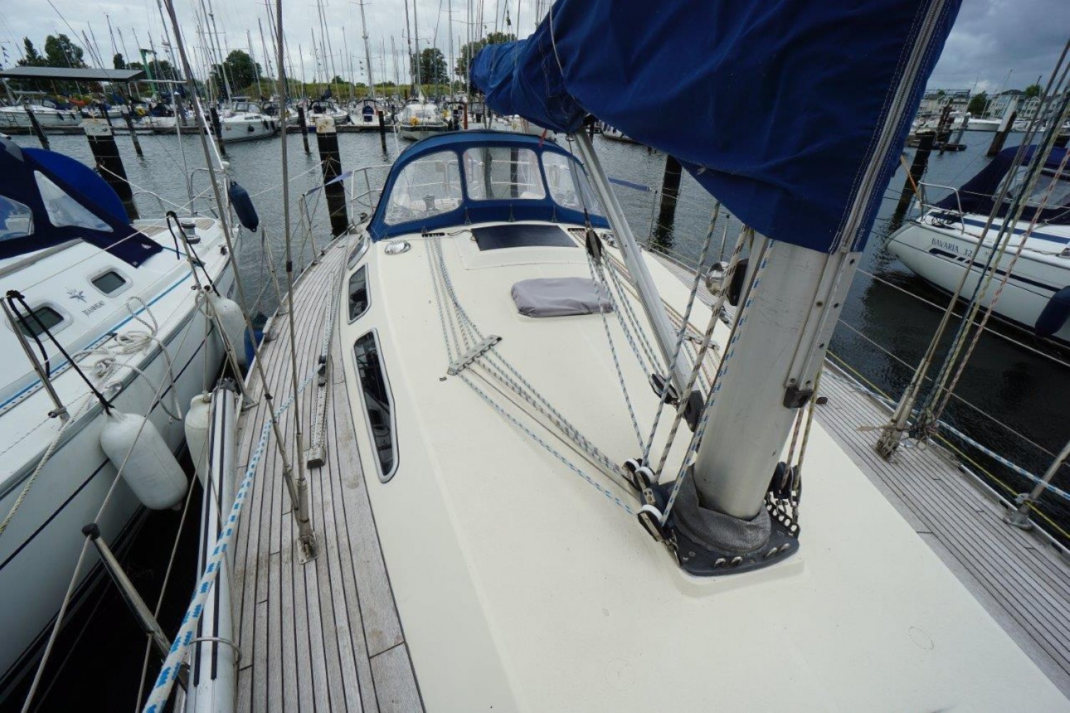 Comfortina 38 Segelboot zu verkaufen | White Whale Yachtbrokers