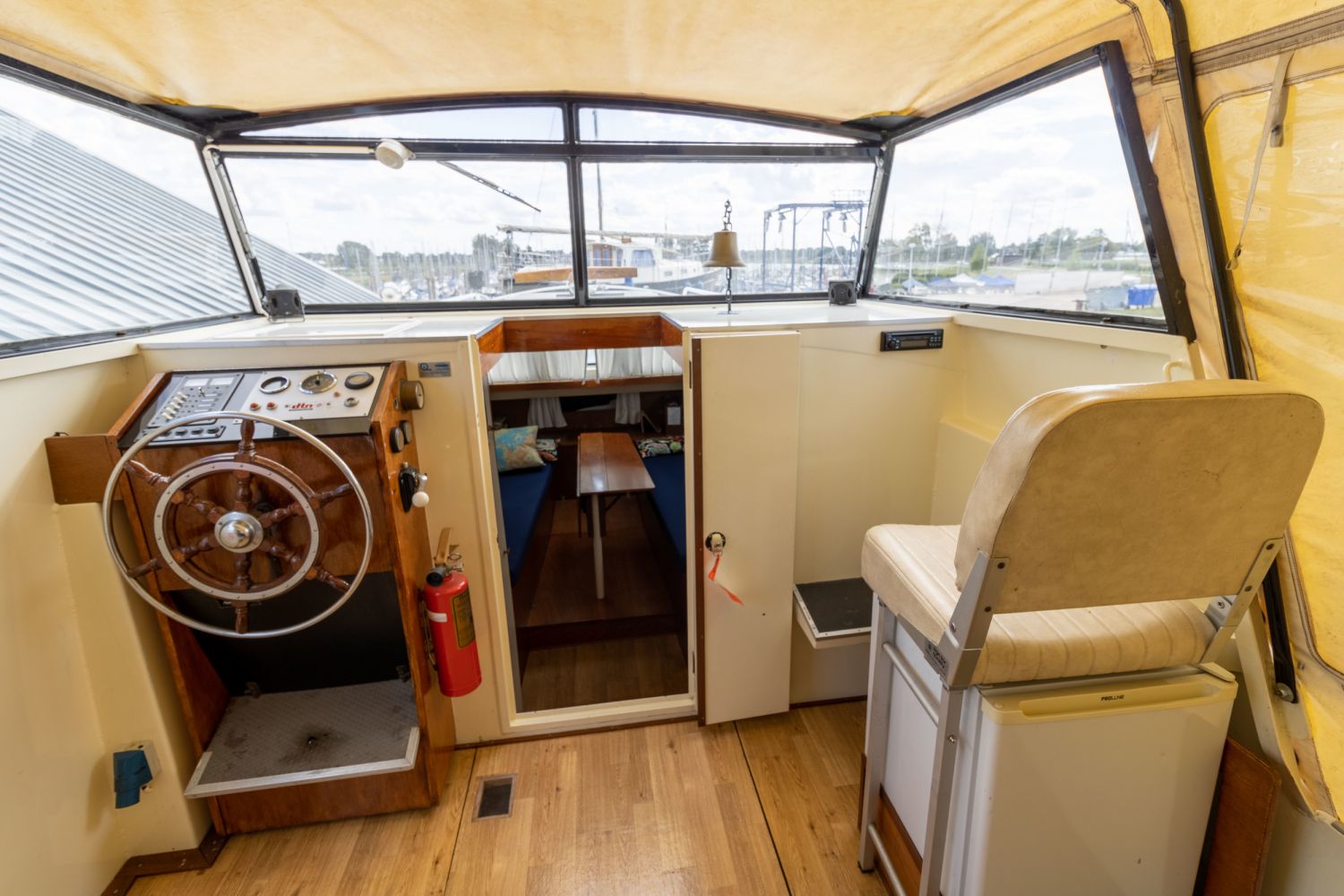 Doerak 780 OK motorboot | White Whale Yachtbrokers