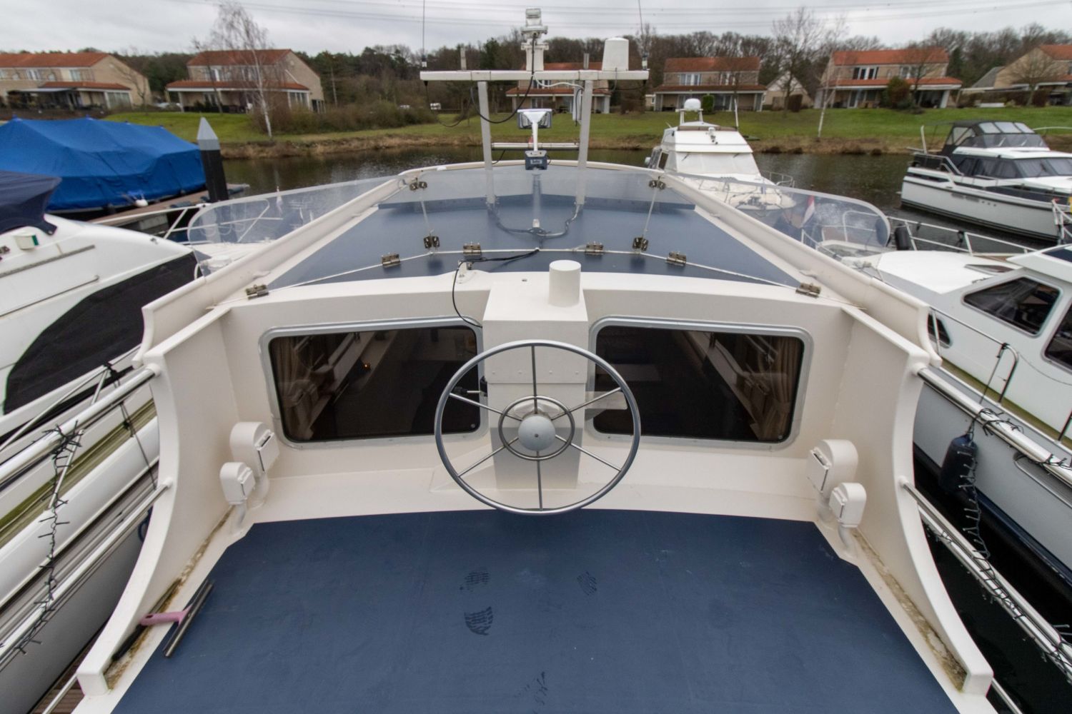 Ex-Patrouille / Woon Vaartuig 17.50 motorboot | White Whale Yachtbrokers