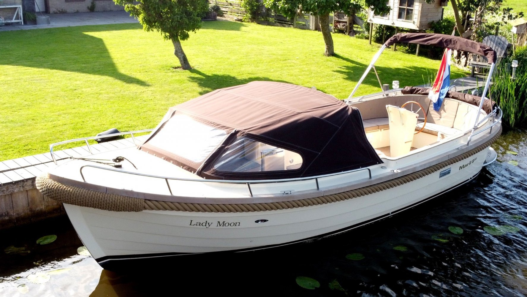 Maril 880 motorboat for sale | White Whale Yachtbrokers