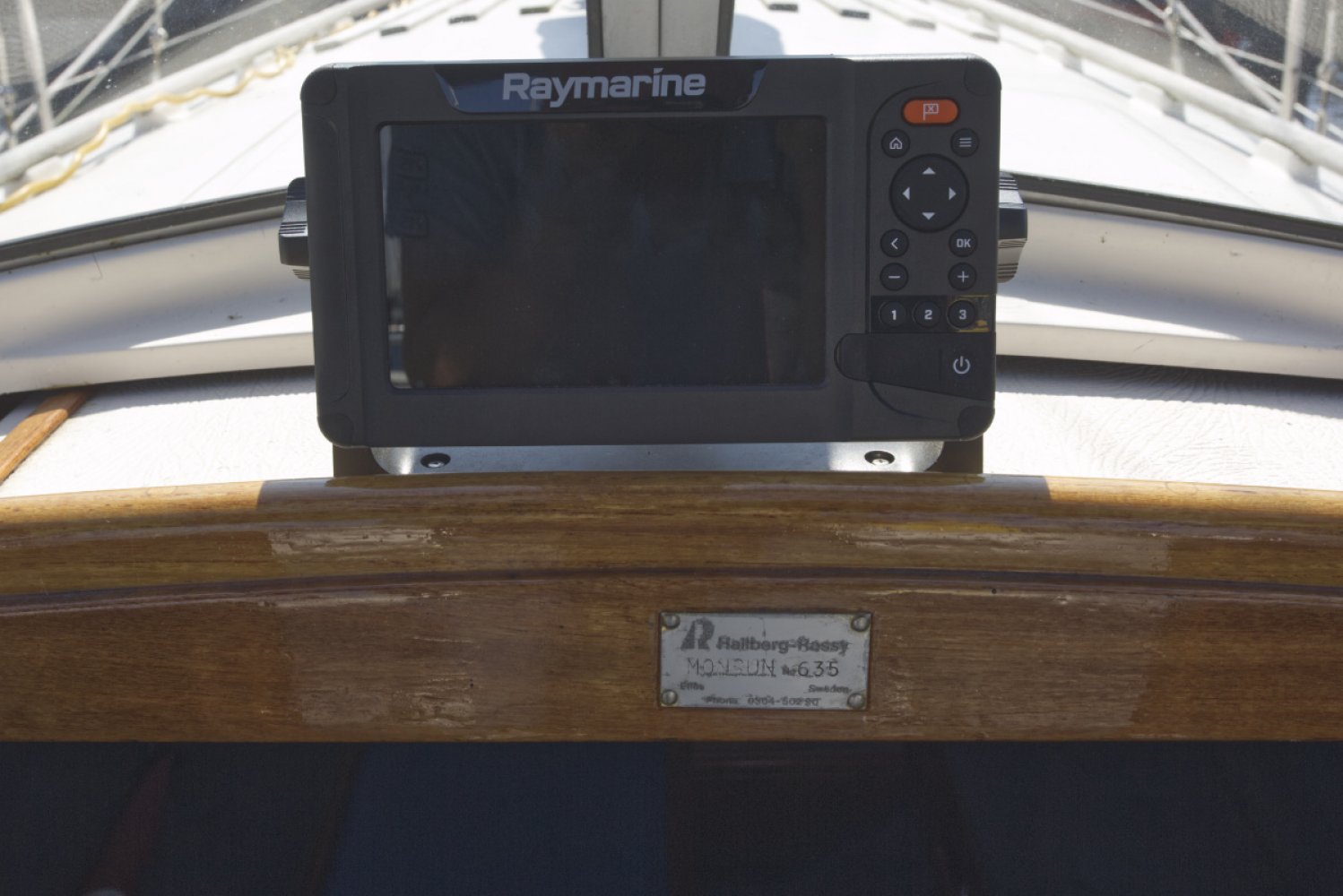 Hallberg-Rassy MONSUN 31 sailboat for sale | White Whale Yachtbrokers