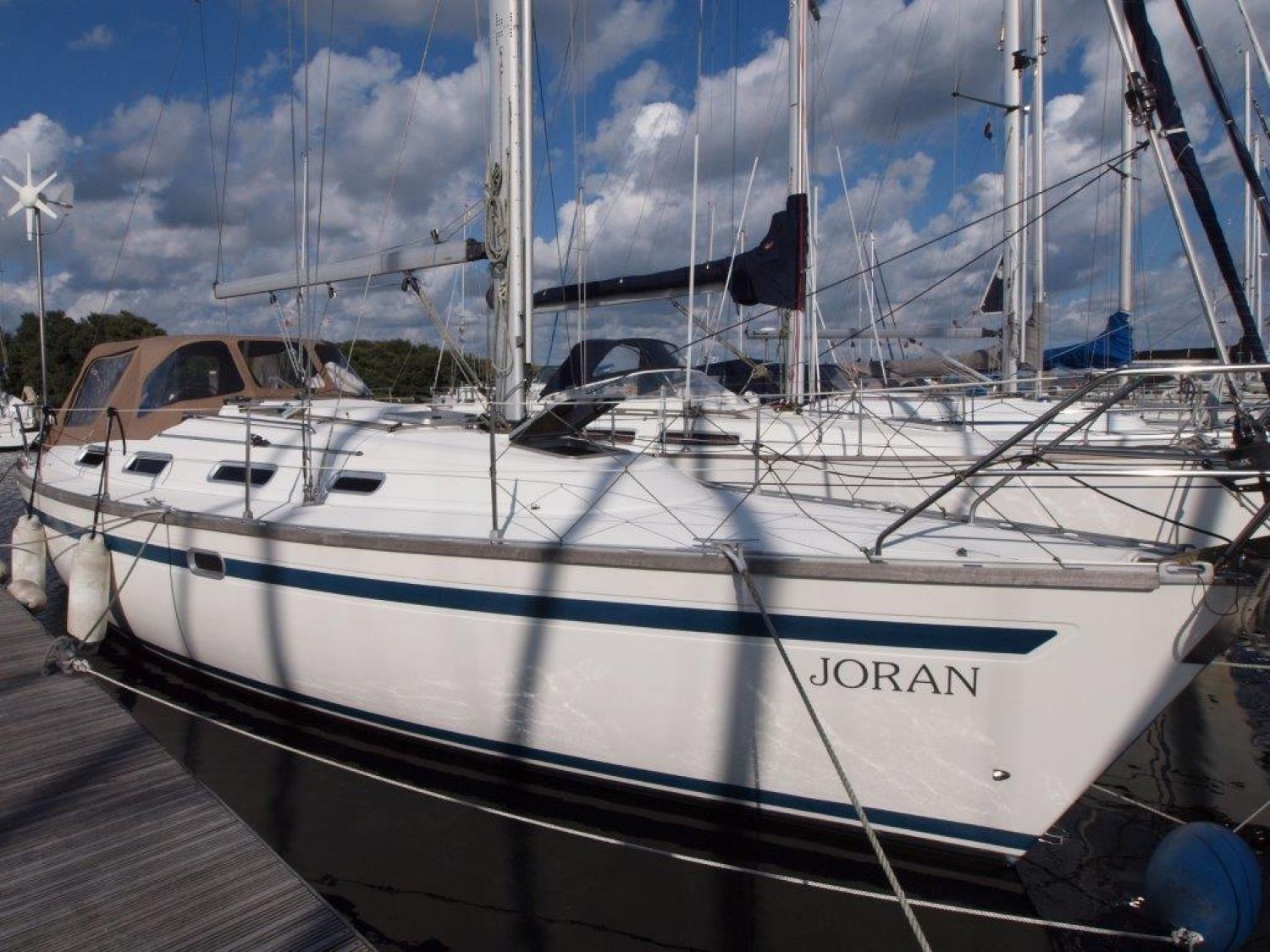Bavaria 35 Holiday sailboat for sale | White Whale Yachtbrokers