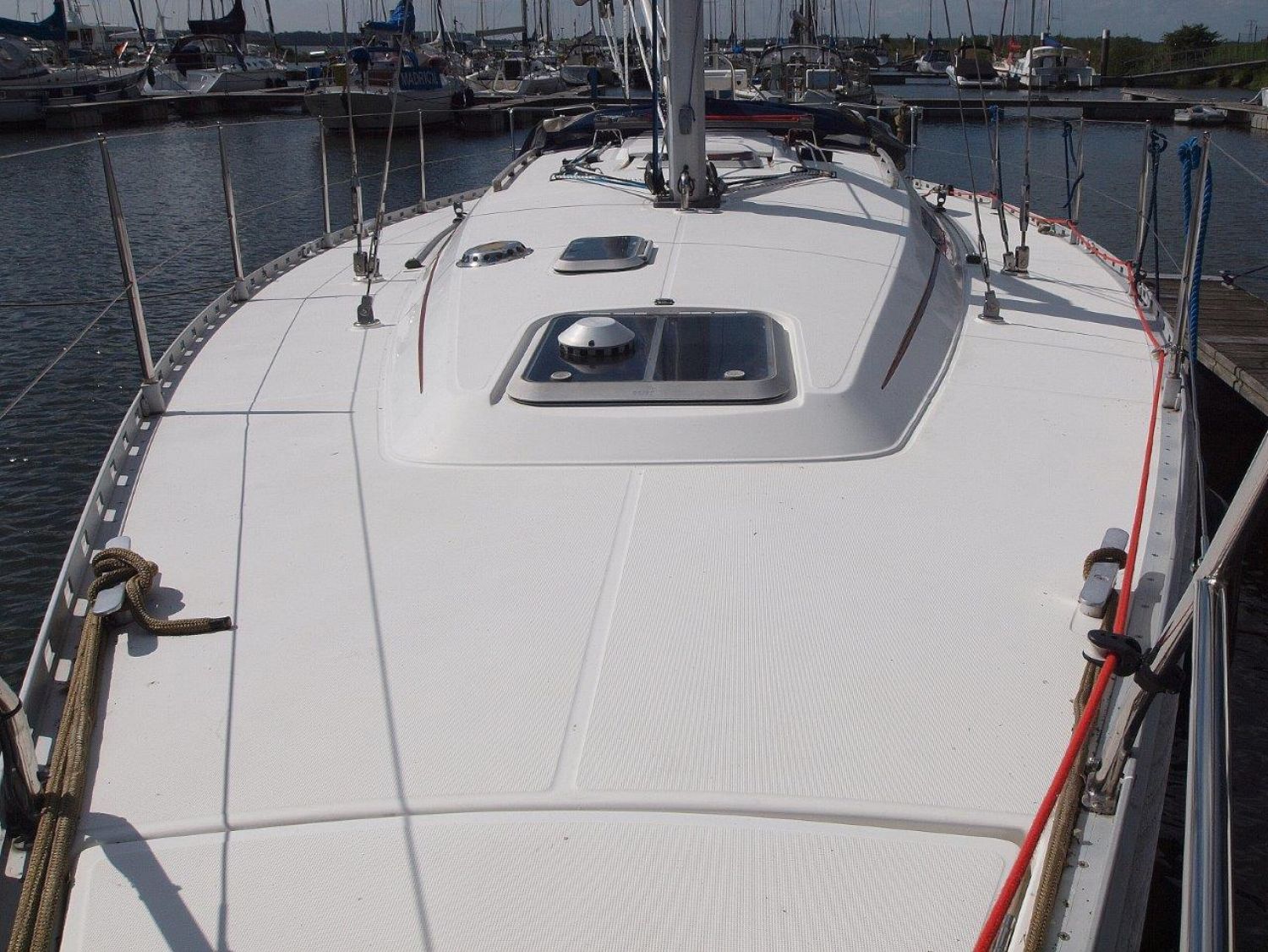 Dufour 39 DI | White Whale Yachtbrokers