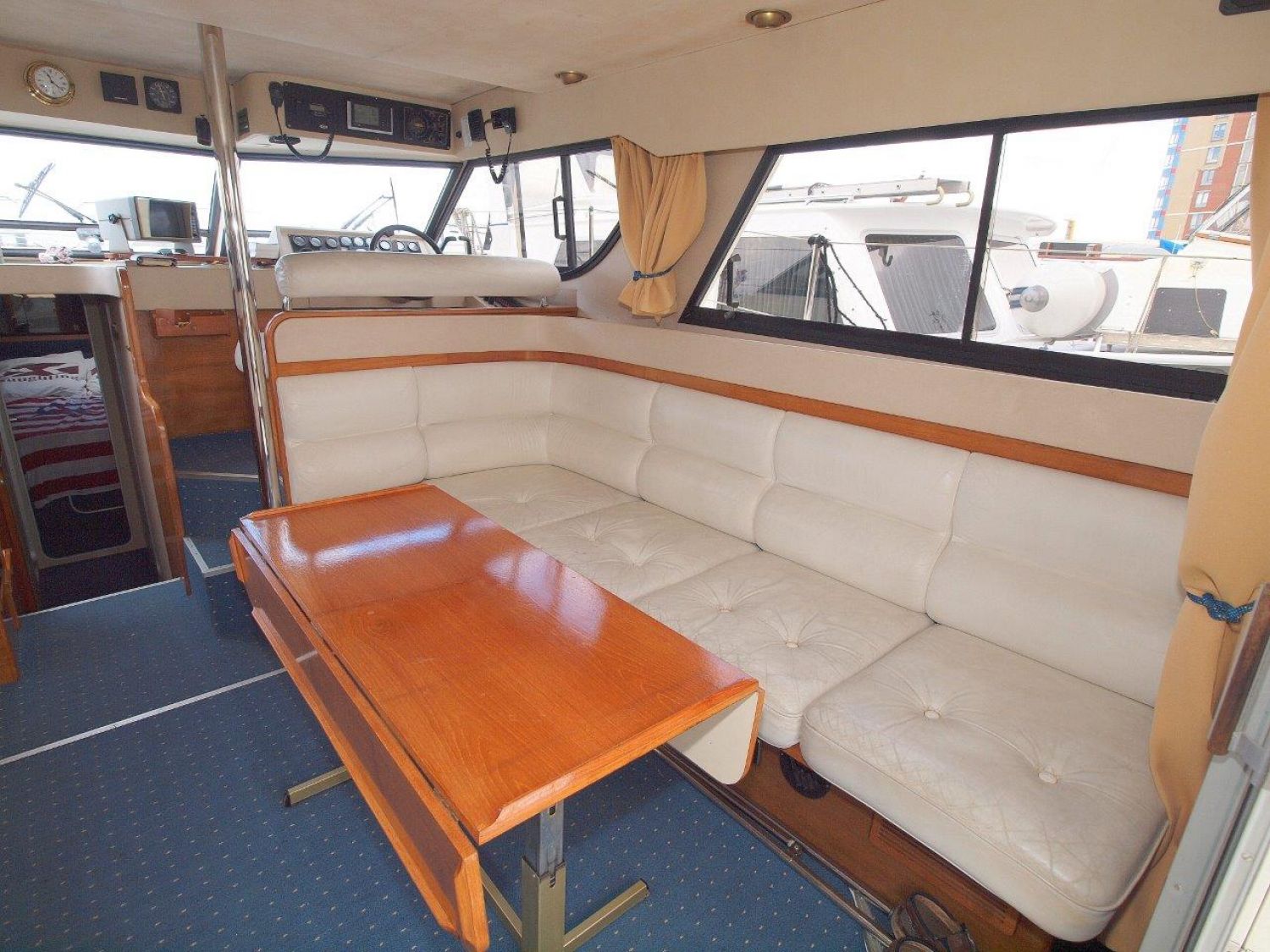 Princess 415 Fly verkauft | White Whale Yachtbrokers