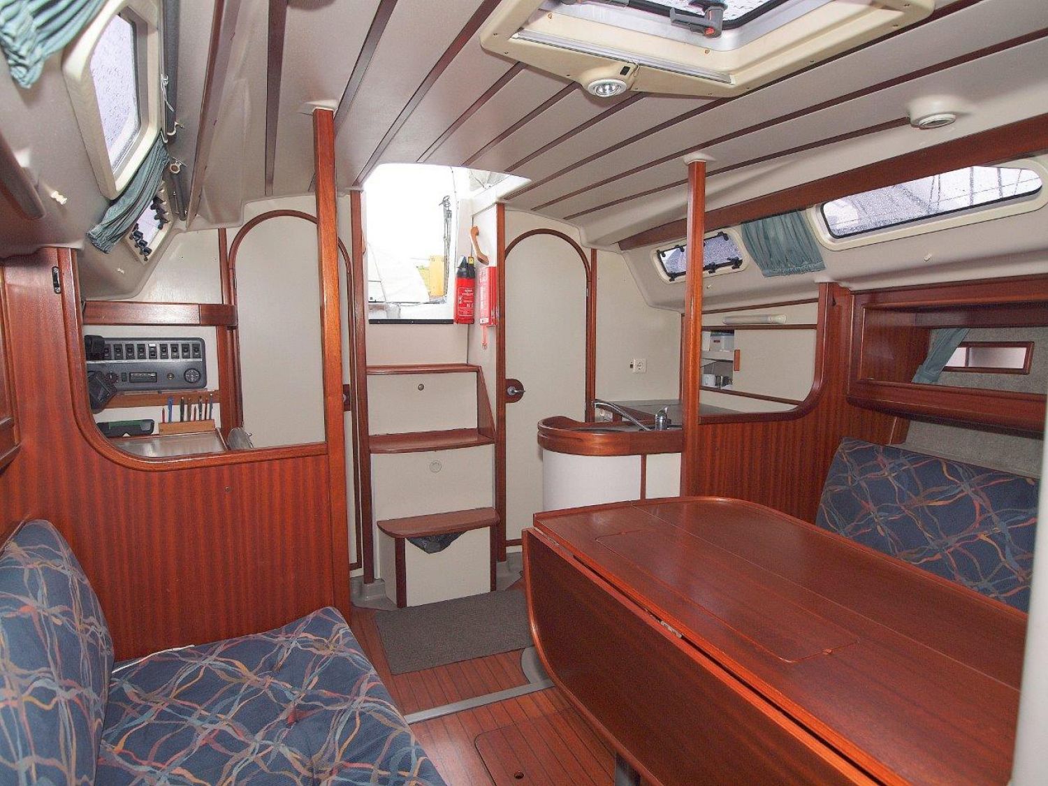 Dehler 35 CWS sailboat for sale | White Whale Yachtbrokers