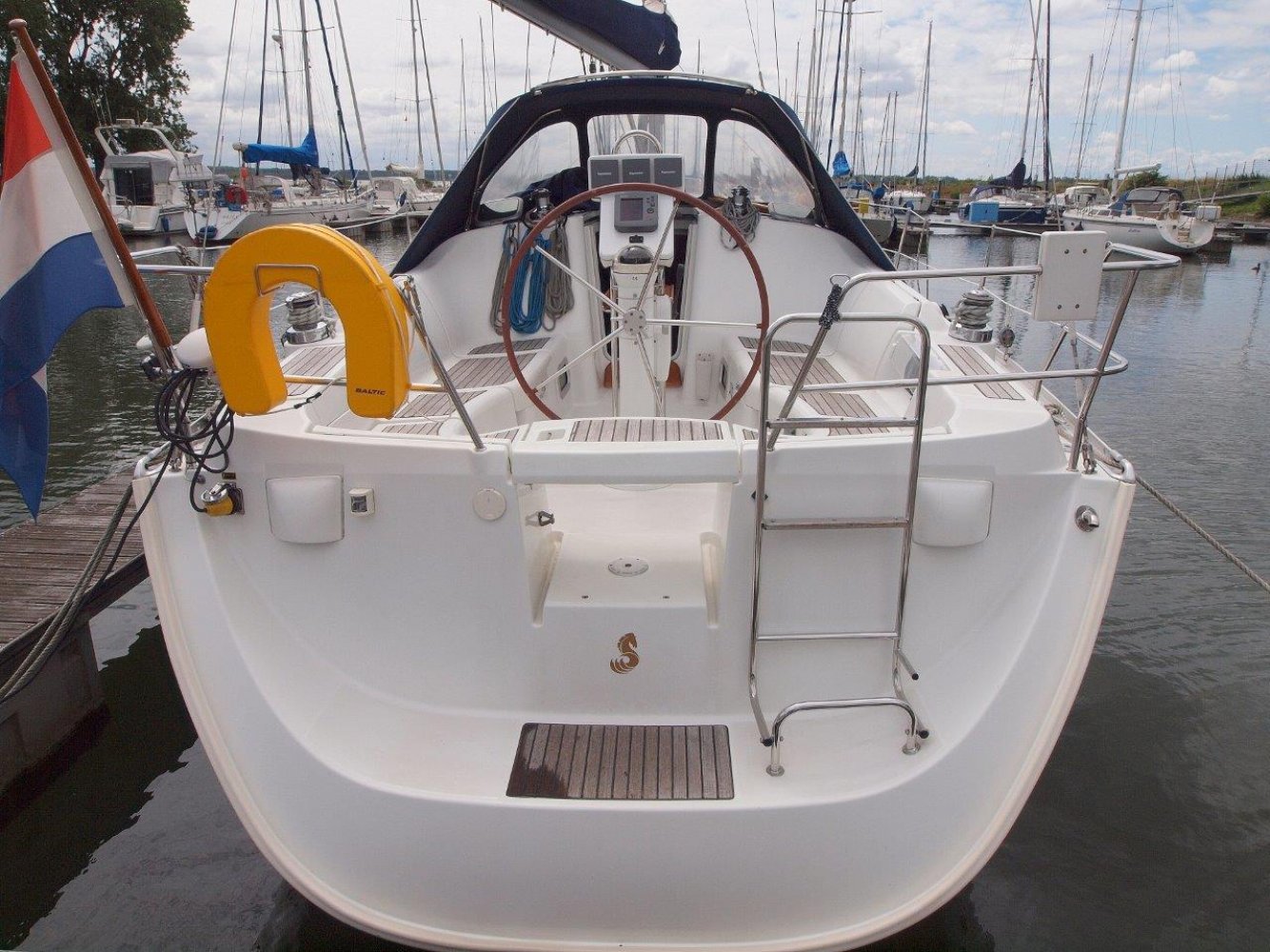 Beneteau Oceanis 373 Clipper sailboat for sale | White Whale Yachtbrokers