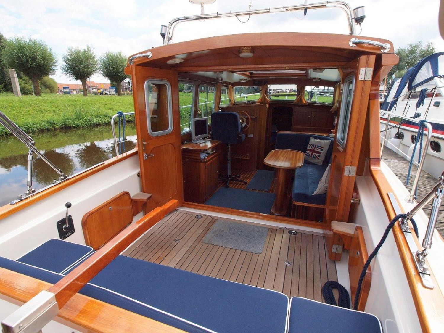 Drammer 935 Classic Sold | White Whale Yachtbrokers