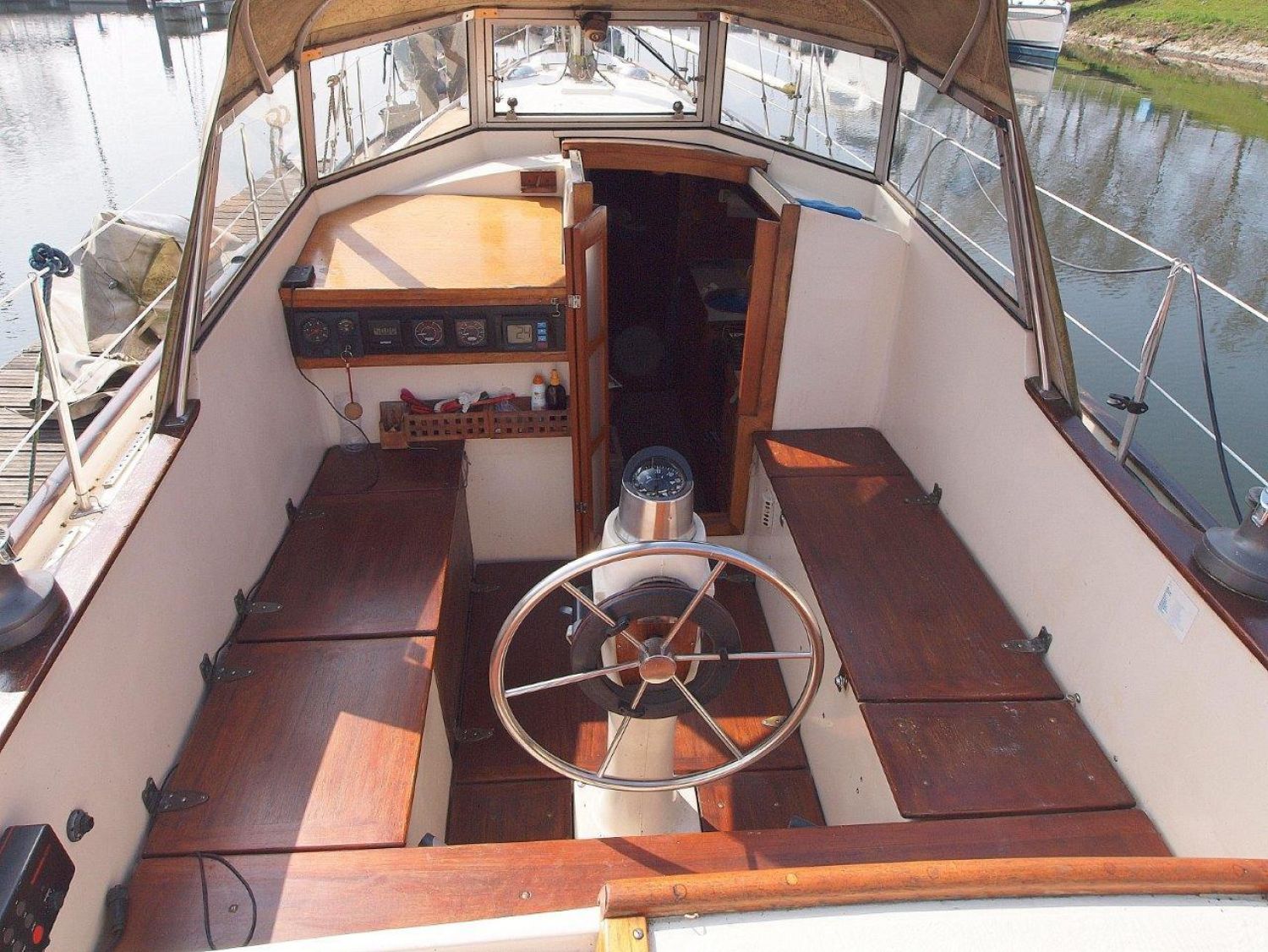 Sold Sailboats - Uw professionele jachtmakelaar door heel Europa