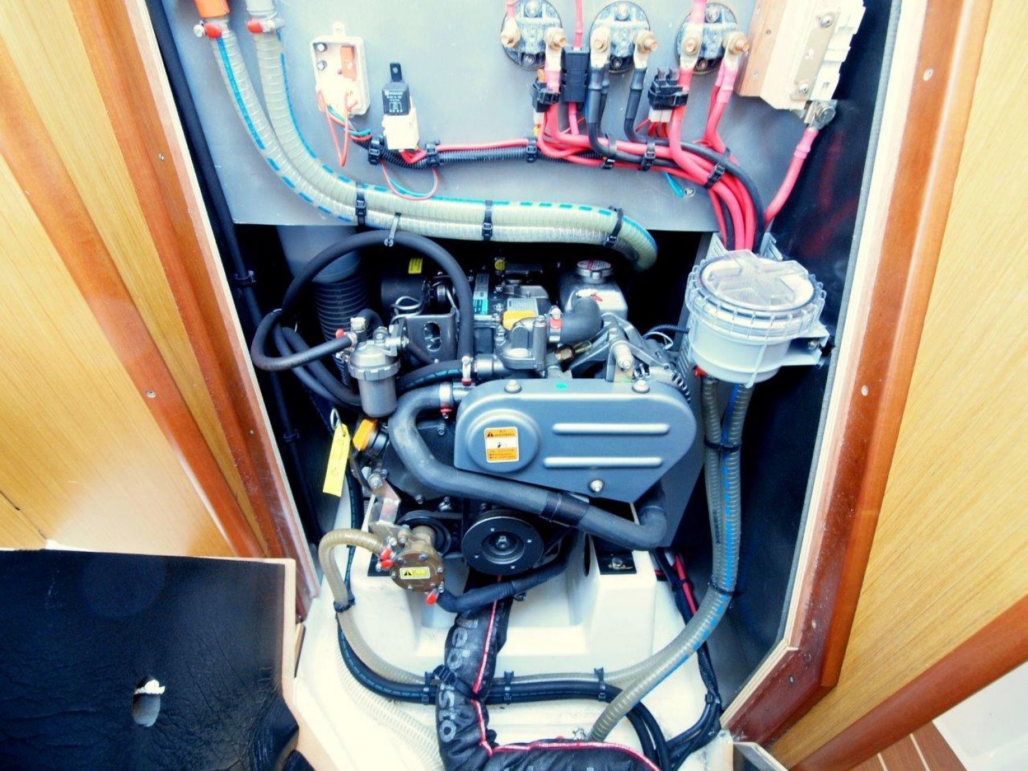 Jeanneau Sun Odyssey 32i sailboat for sale | White Whale Yachtbrokers