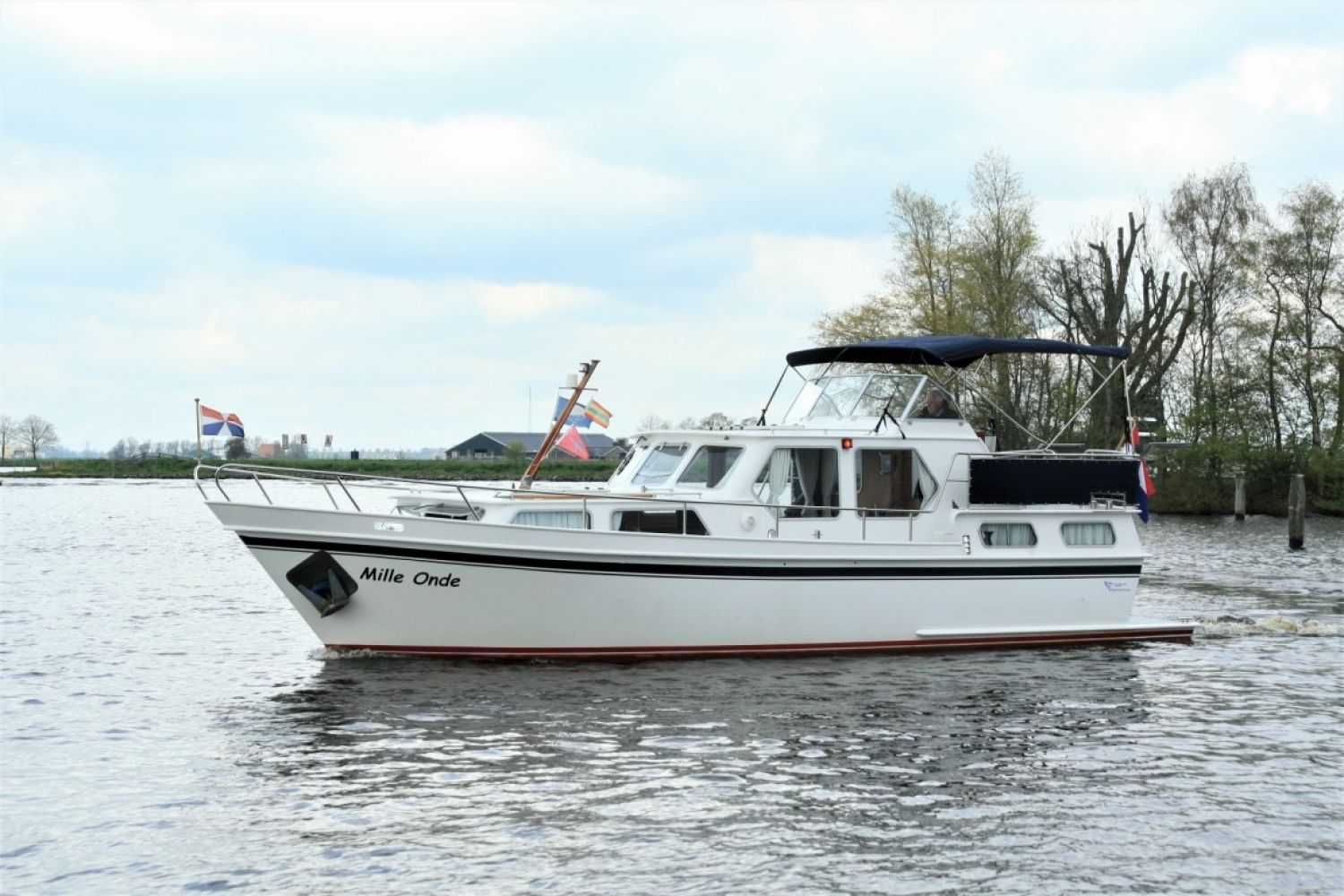 Blauwe Hand Kruiser 1250 GSAK te koop | Terherne Nautic