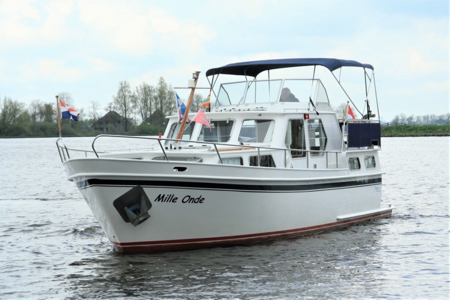 Blauwe Hand Kruiser 1250 GSAK te koop | Terherne Nautic