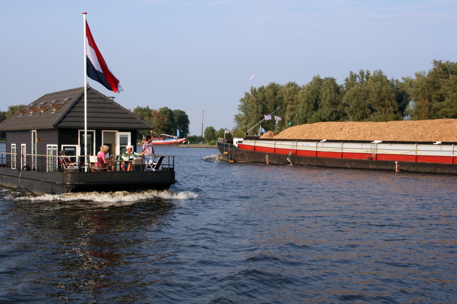 Prins HomeShip 1325 | VaarHuis | Houseboat te koop | Huisboot
