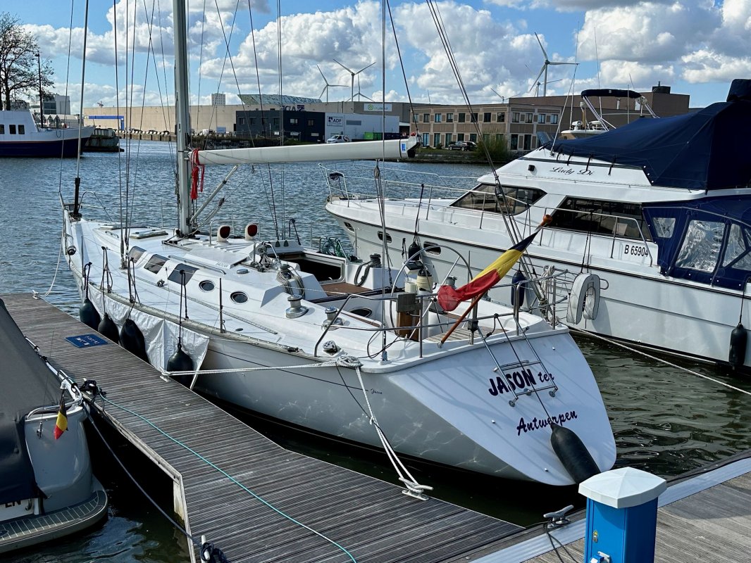 1983 Hunter Legend Boat For Sale - Waa2